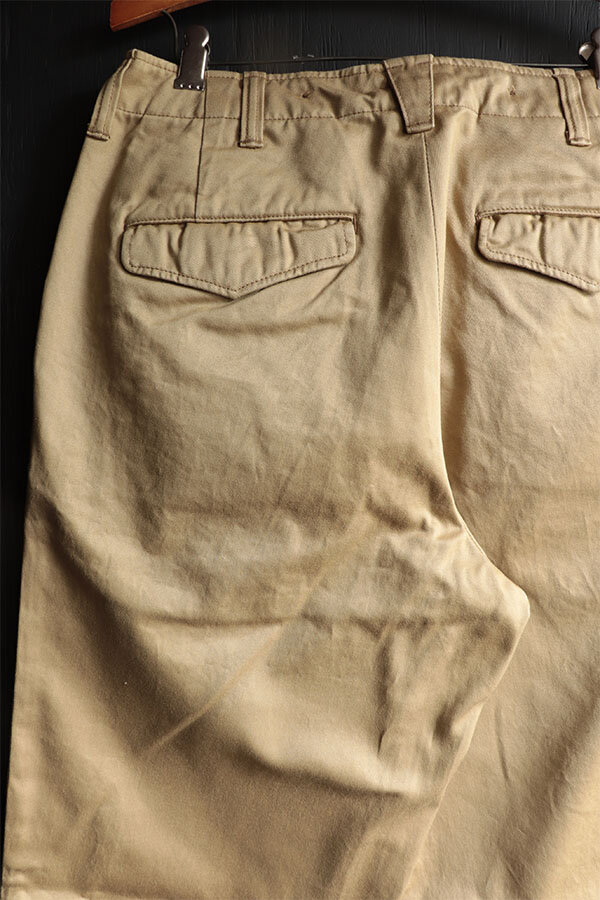 Khaki Chino Officer Trousers / Khaki - BSSP-21510B | Collection - BLACK ...